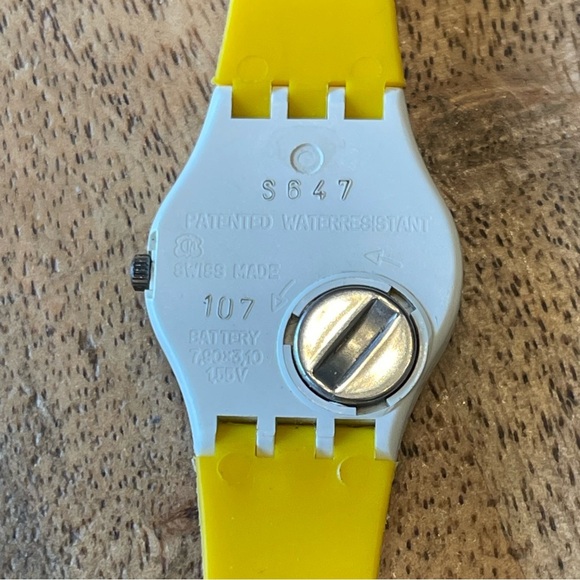 Swatch | Accessories | 986 Vintage Ladies Swatch Watch Vasily Lw111 ...